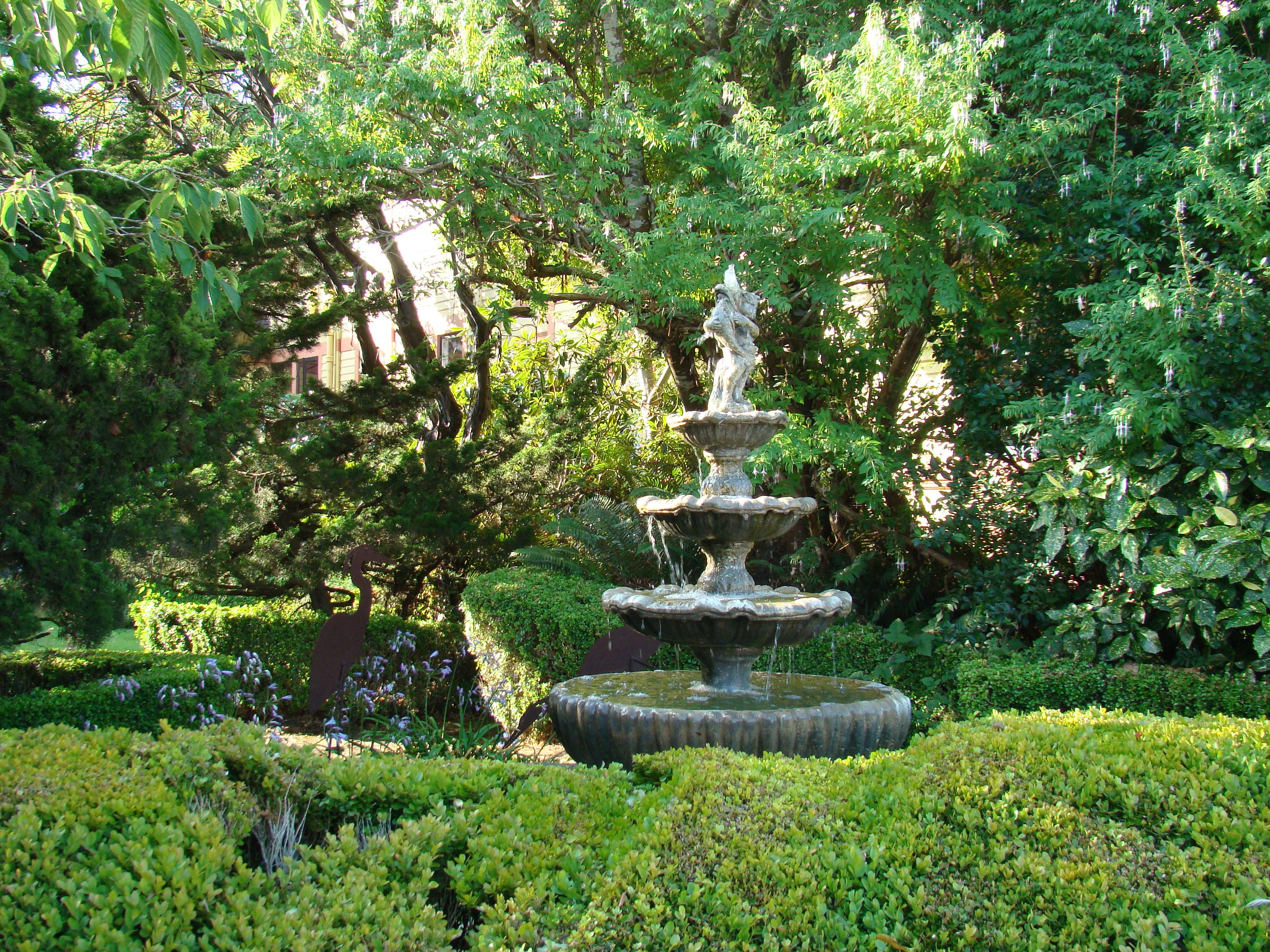 Victorian Garden Ideas to Add 19th Century Appeal